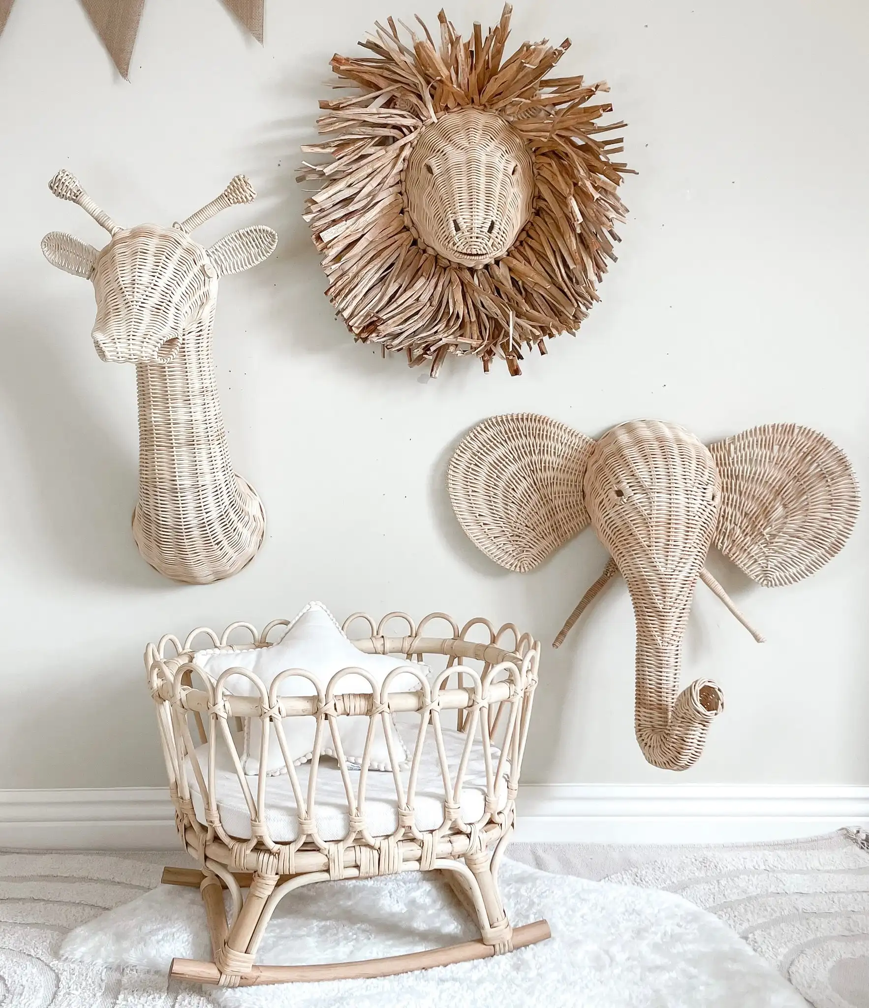 Natural Rattan Woven Head Animals for Kids Bedroom Decor