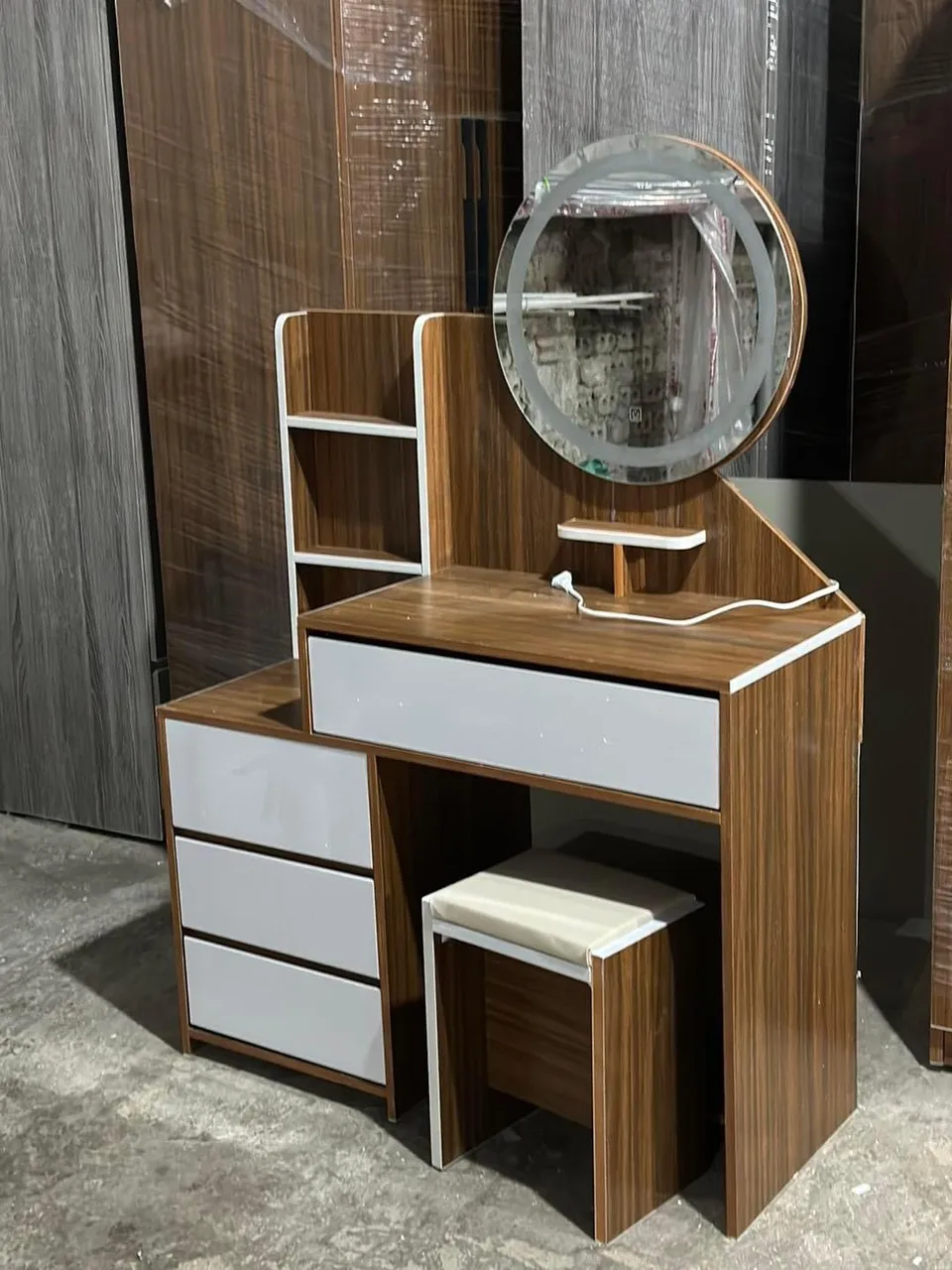 Vietnam Modern/simple Vanity Dressing Mirror Custom Design Dressing ...