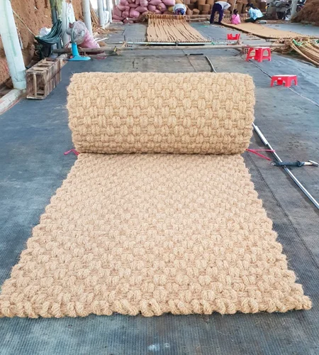 Coconut Coir Mats Used To Line Pet Cages And Plant Pots Originate From ...