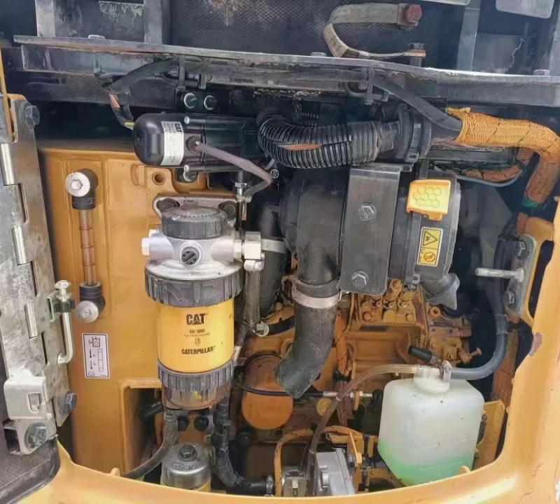 1 Ton CAT 301.7 CR Mini Excavator - Reliable Hydraulic Digger