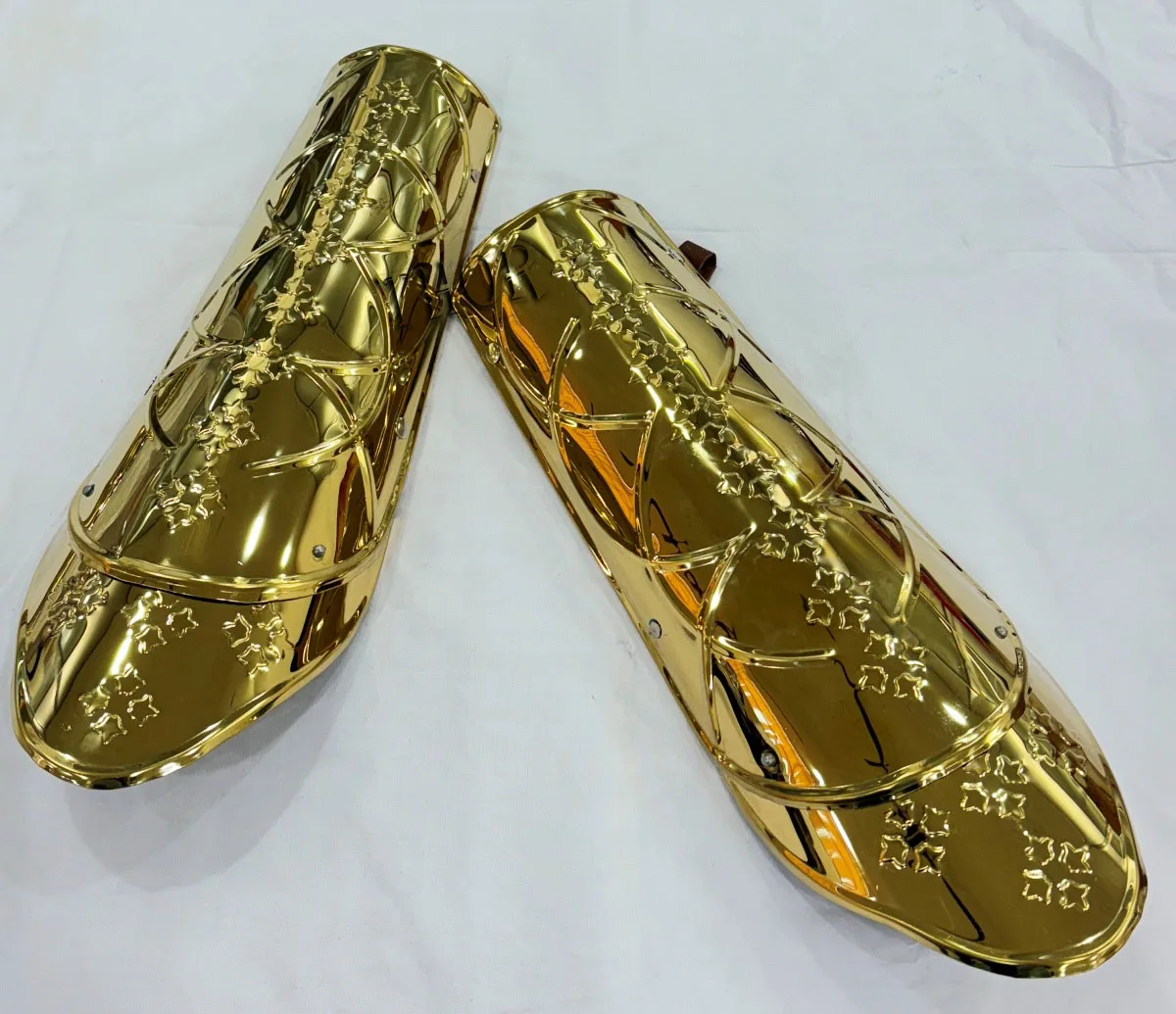 Medieval Pair Of Leg Greaves Armor & Steel Arm Guards Set Viking ...