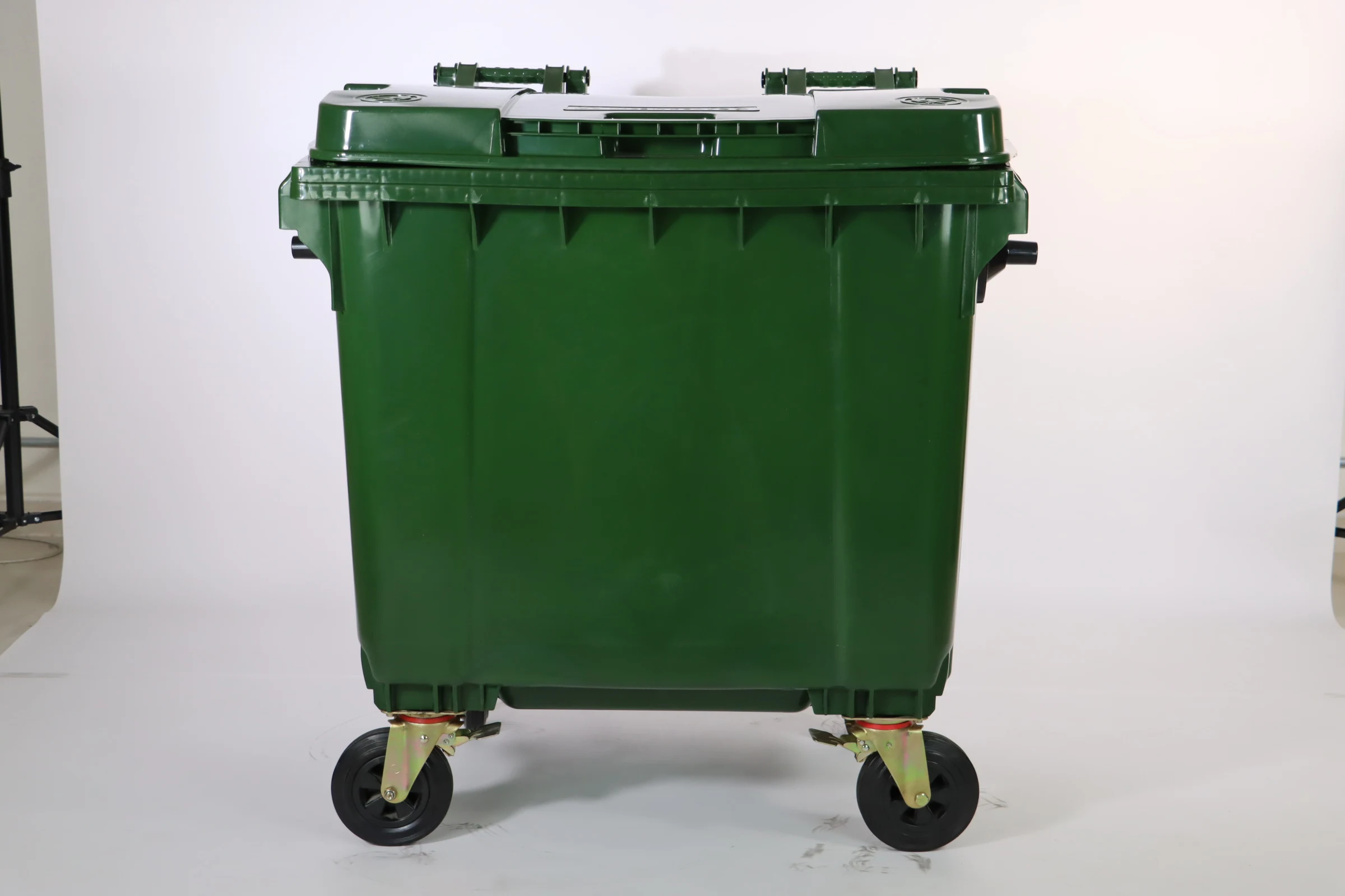 1100 Liter Industrial Dustbin - Eco-Friendly Waste Container