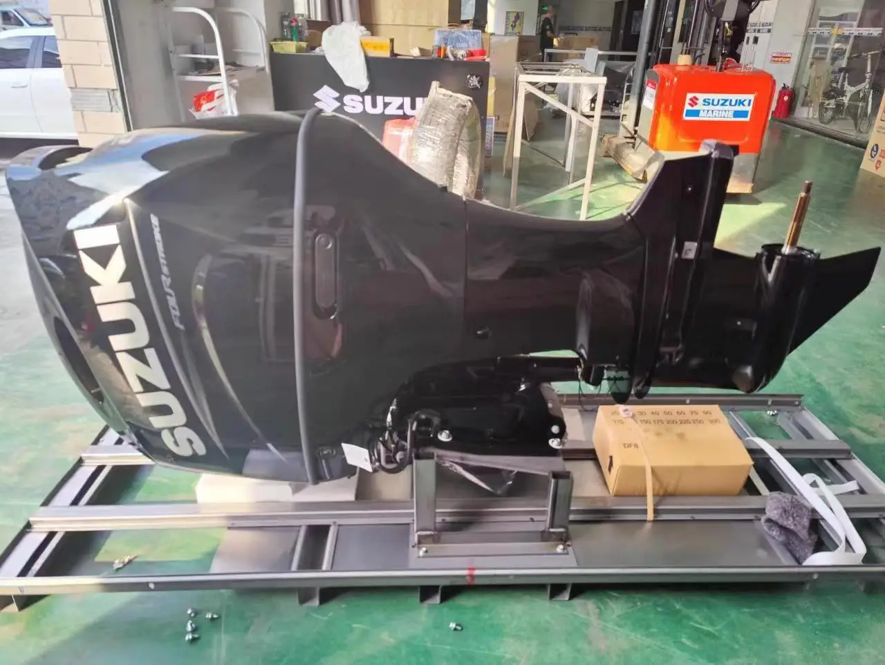 Genuine 4 Stroke 200HP Suzuki DF200AZX Outboard Motors for Marine Use ...
