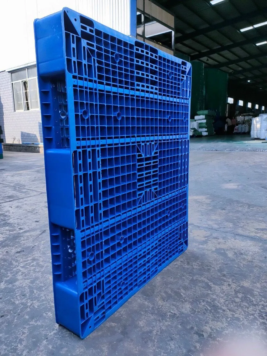 High Quality Plastic Pallets from Vietnam - 4-Way Export