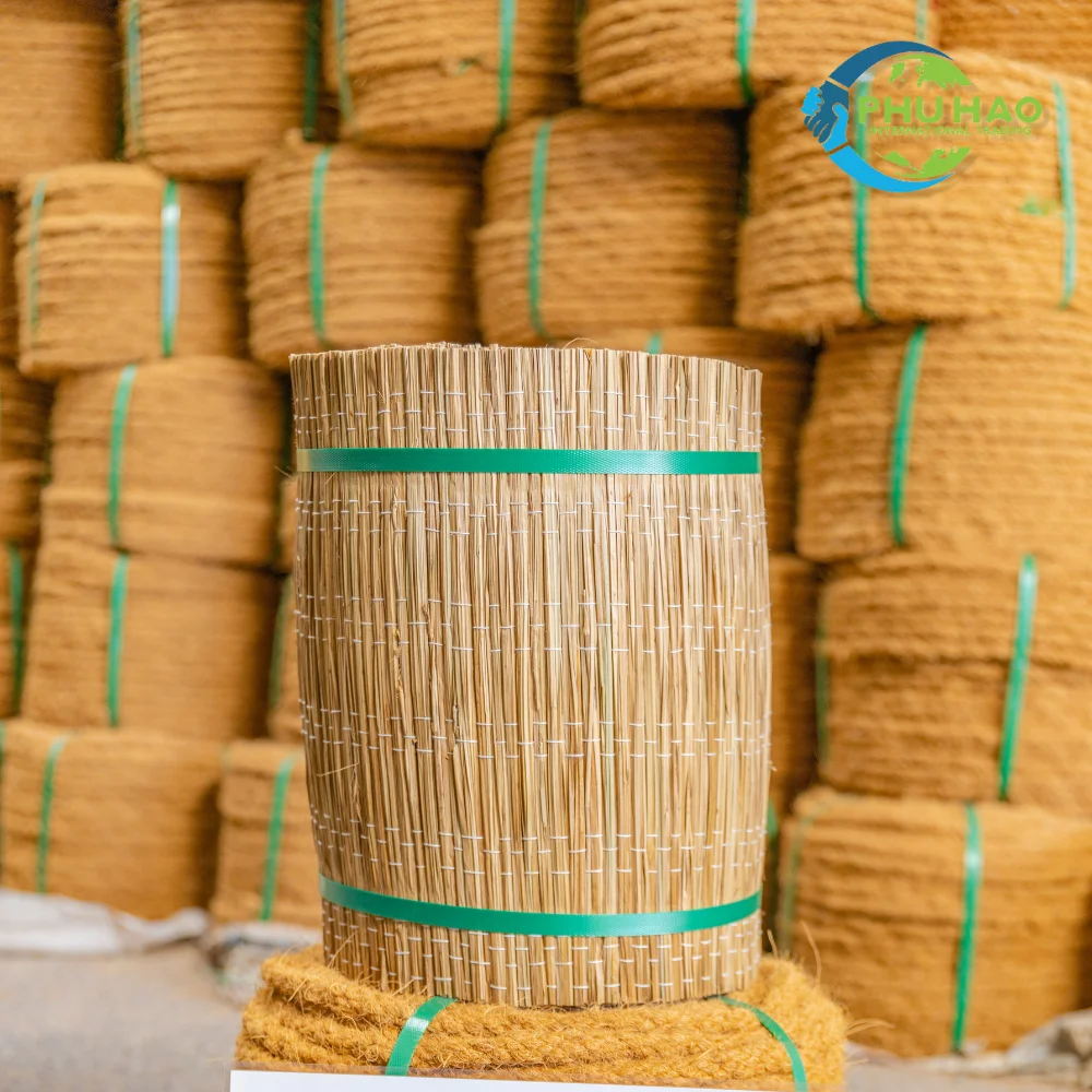 Biodegradable Coconut Coir Net - Erosion Control & Plant Protection