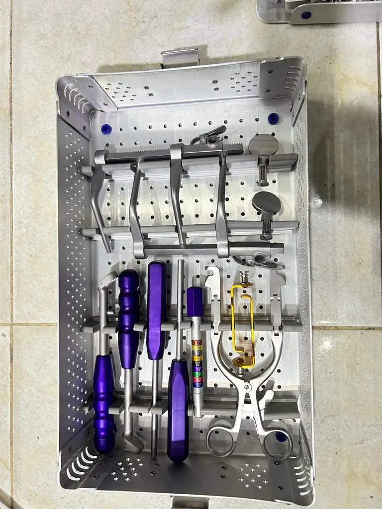 Phantom CS CLASSIC System Anterior Cervical Retractor Distractor ...