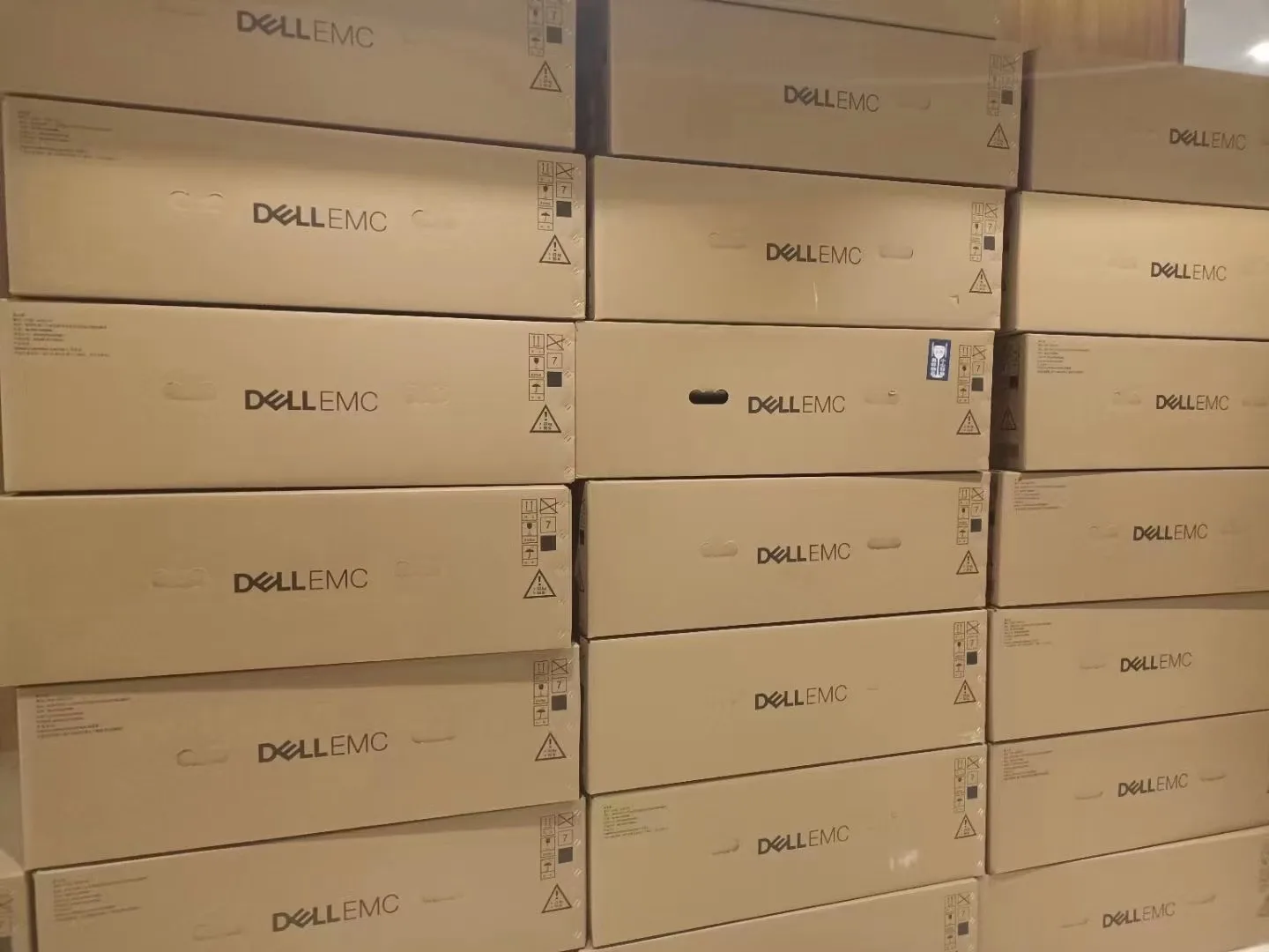Dell Emc Powervault Me5012 Me5024 Me5084 Me4012 Me4024 24x2.5 Hard ...