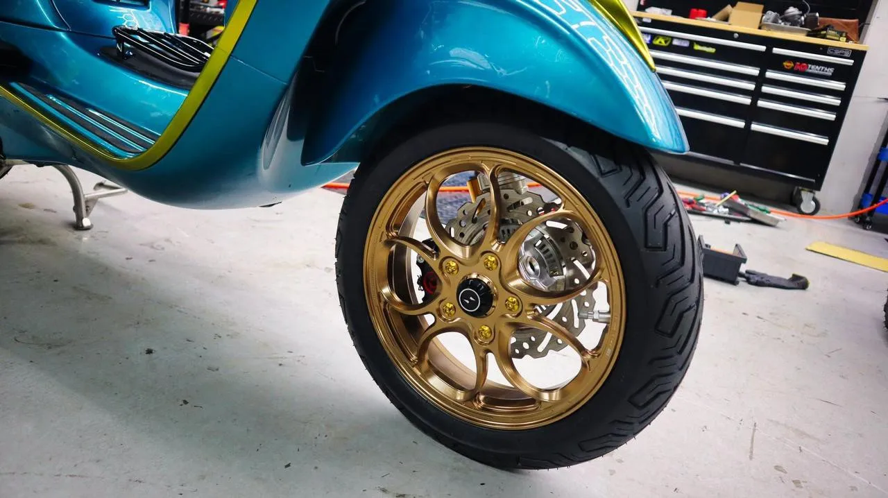 Motorcycle Wheel For Vespa Gts300 Rear Modified Cnc Forged Wheels - Buy ...