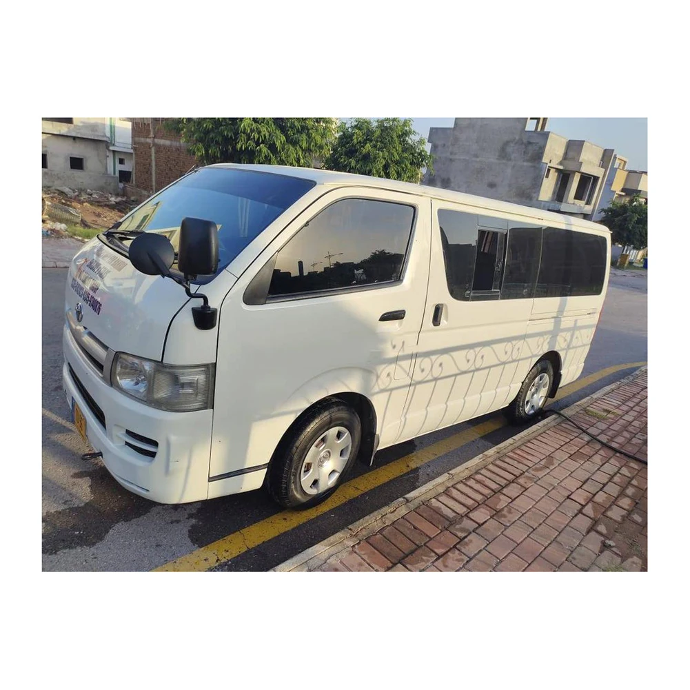 Fairly Used Toyota Hiace 2.5 Diesel 16 Seats Brand-new Passenger Van ...