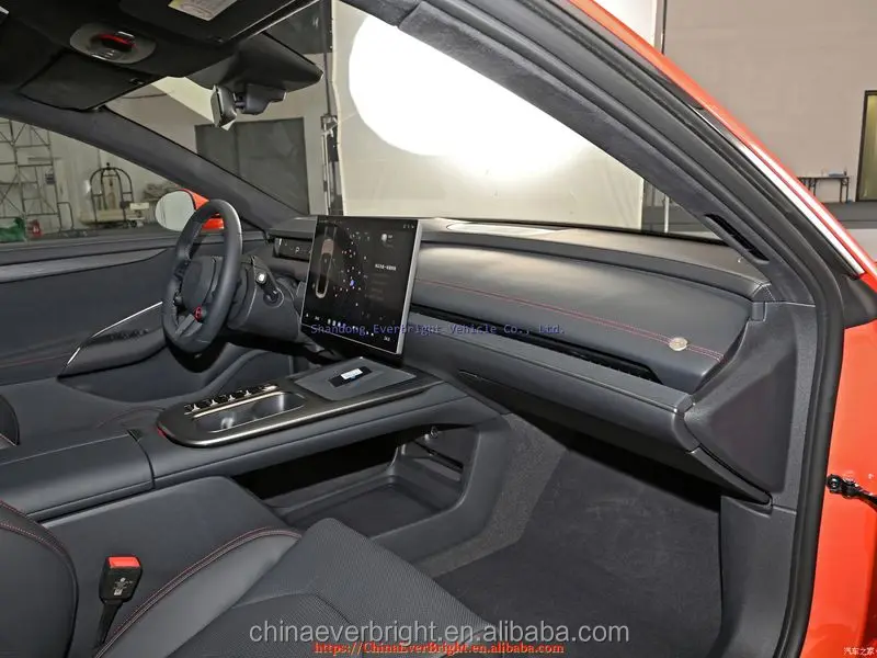 Xiaomi SU7 Electric Car - Advanced Features & Comfort