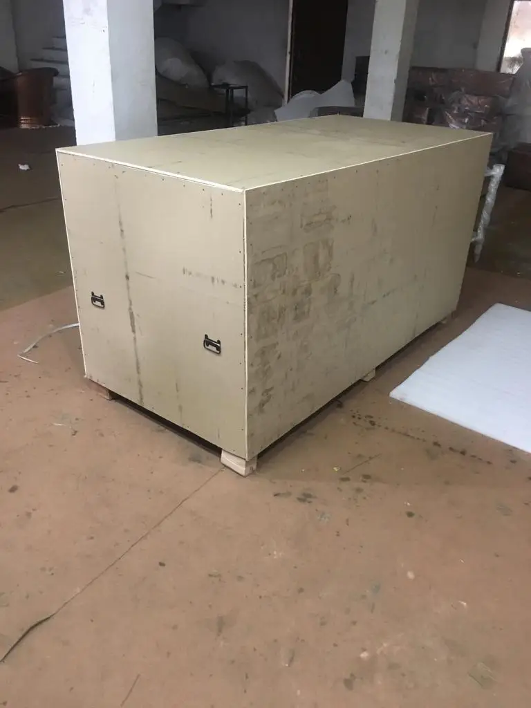 Metal Decorative Sculpture Object In Round Flower Shape In Golden Color ...