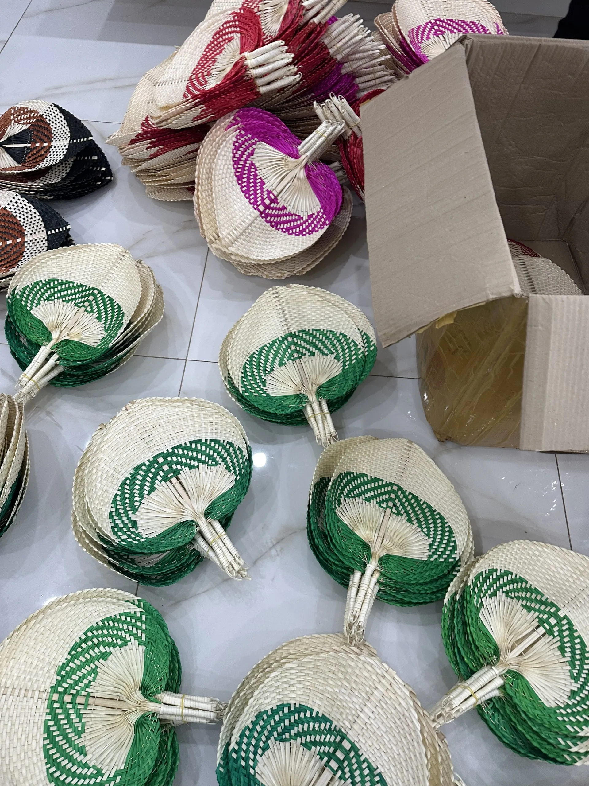 Traditional Seagrass Craft Natural Color Seagrass Raffia Fan Summer ...