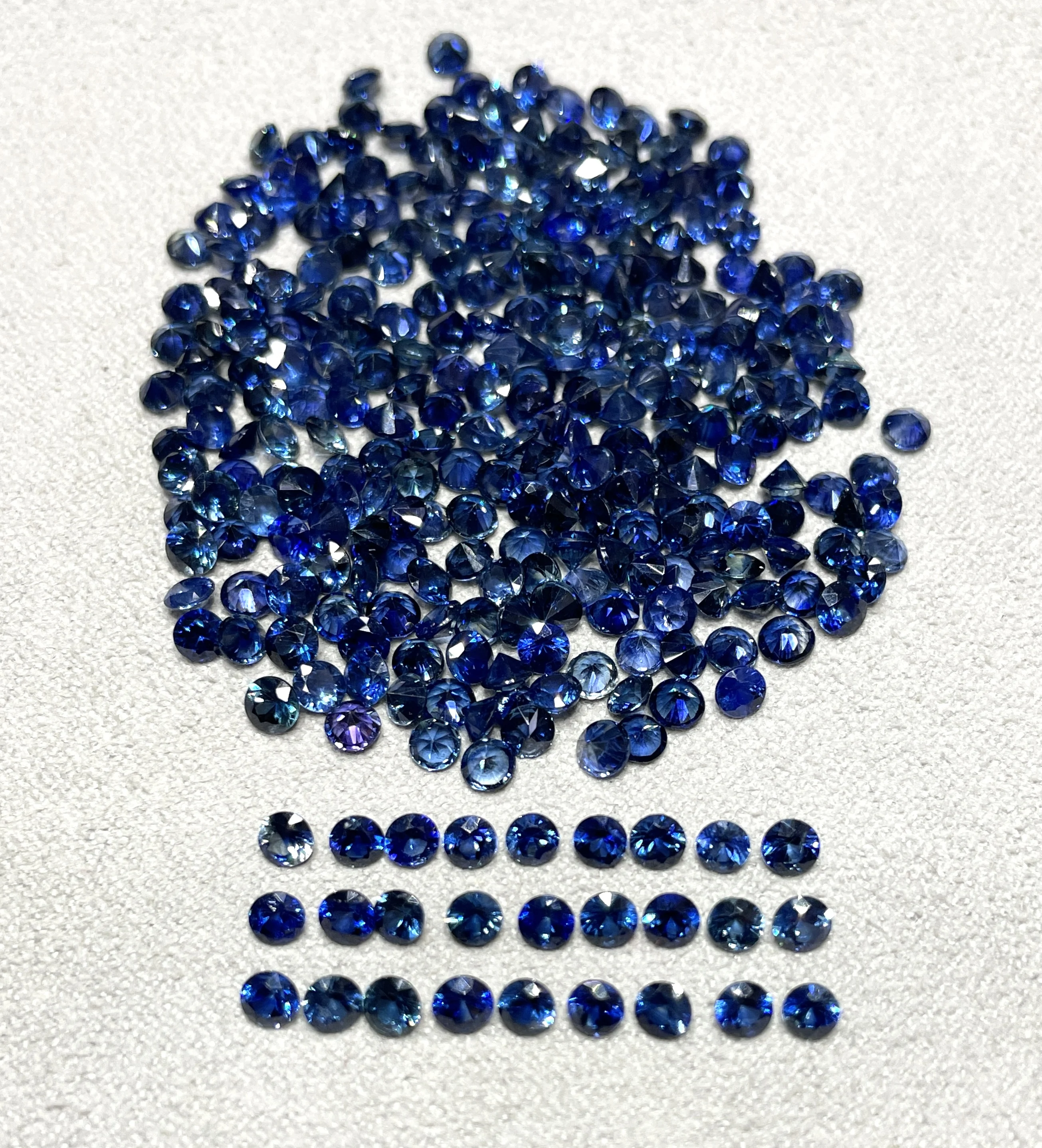 Royal Blue Brilliant Cut 3mm Blue Sapphire Gemstones