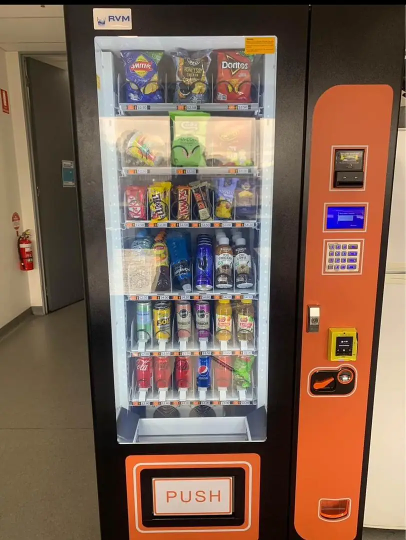 Cold Drink Vending Machine With Dual Zone Temp Control Available 2024 ...