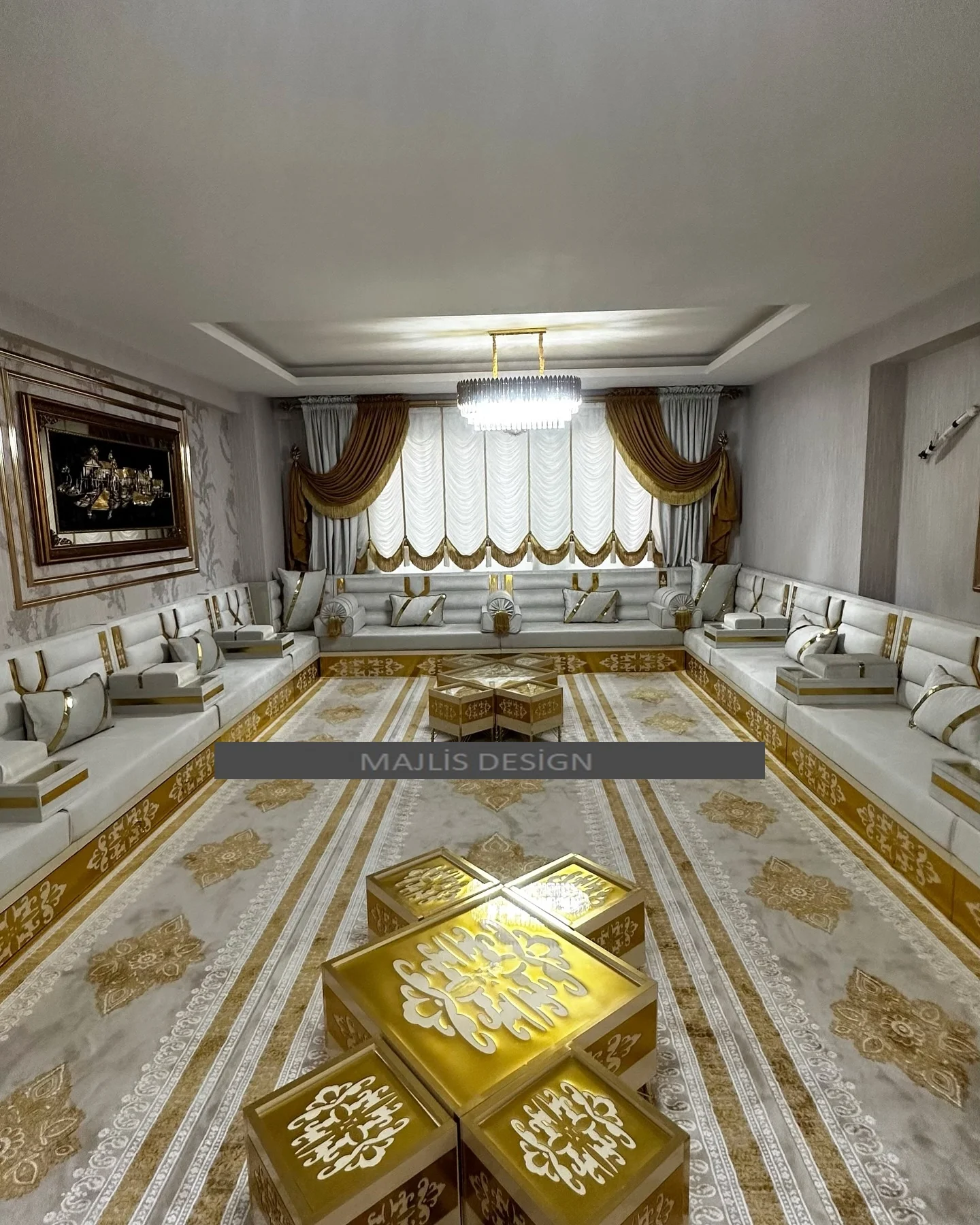 Arabic Majlis - Elegant Moroccan Sofa for Living Rooms