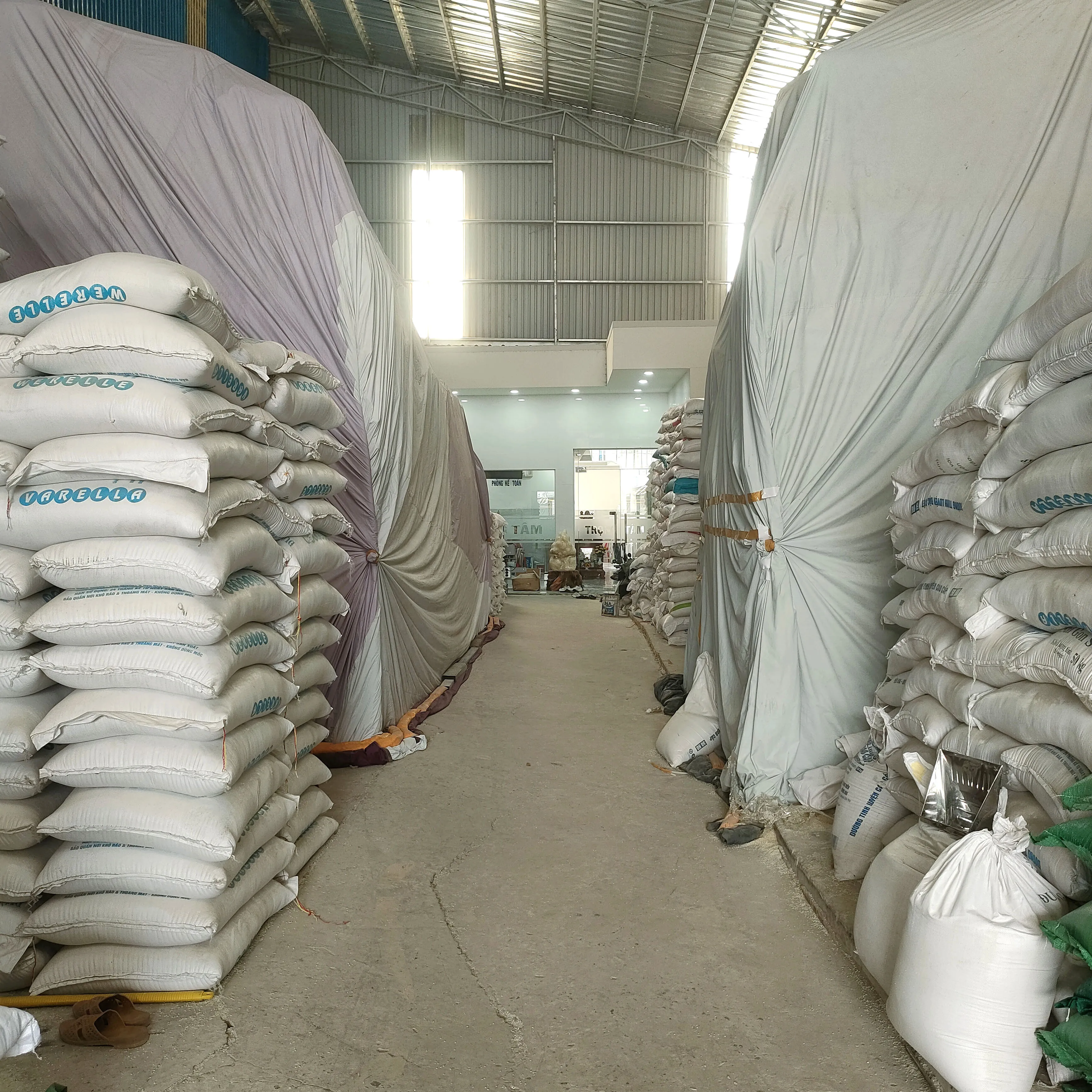 504 Long Grain White Rice 5% Broken From Vietnam Factory For Export ...