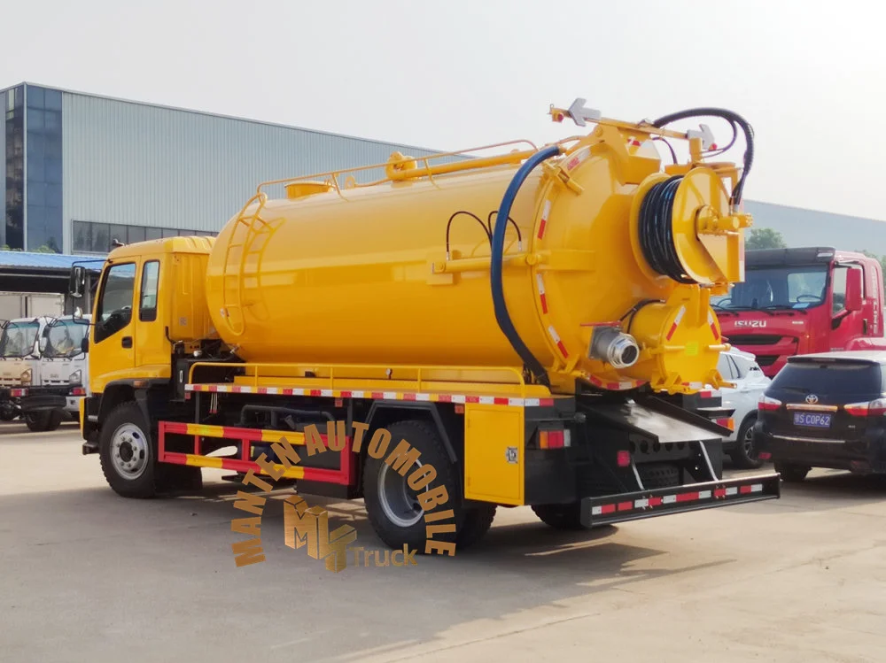 Vacuum Toilet Fecal Tank Cesspool Trucks - 10000L Capacity