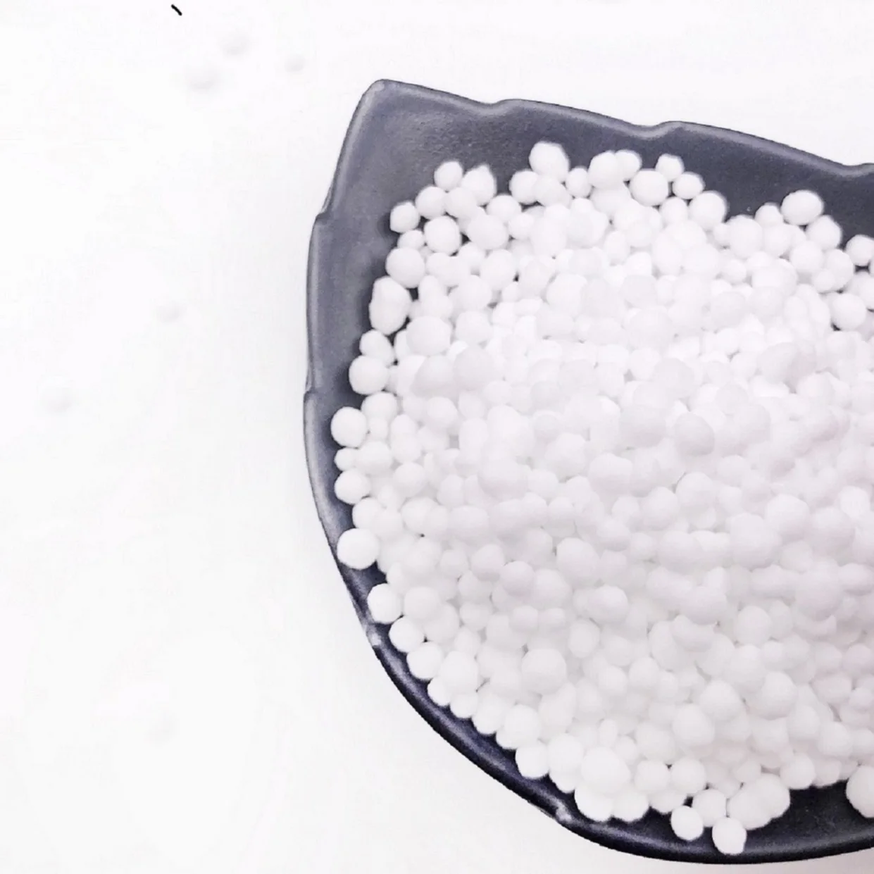 Urea/technical Grade Urea/high Quality Urea - Buy Industrial Grade Urea ...