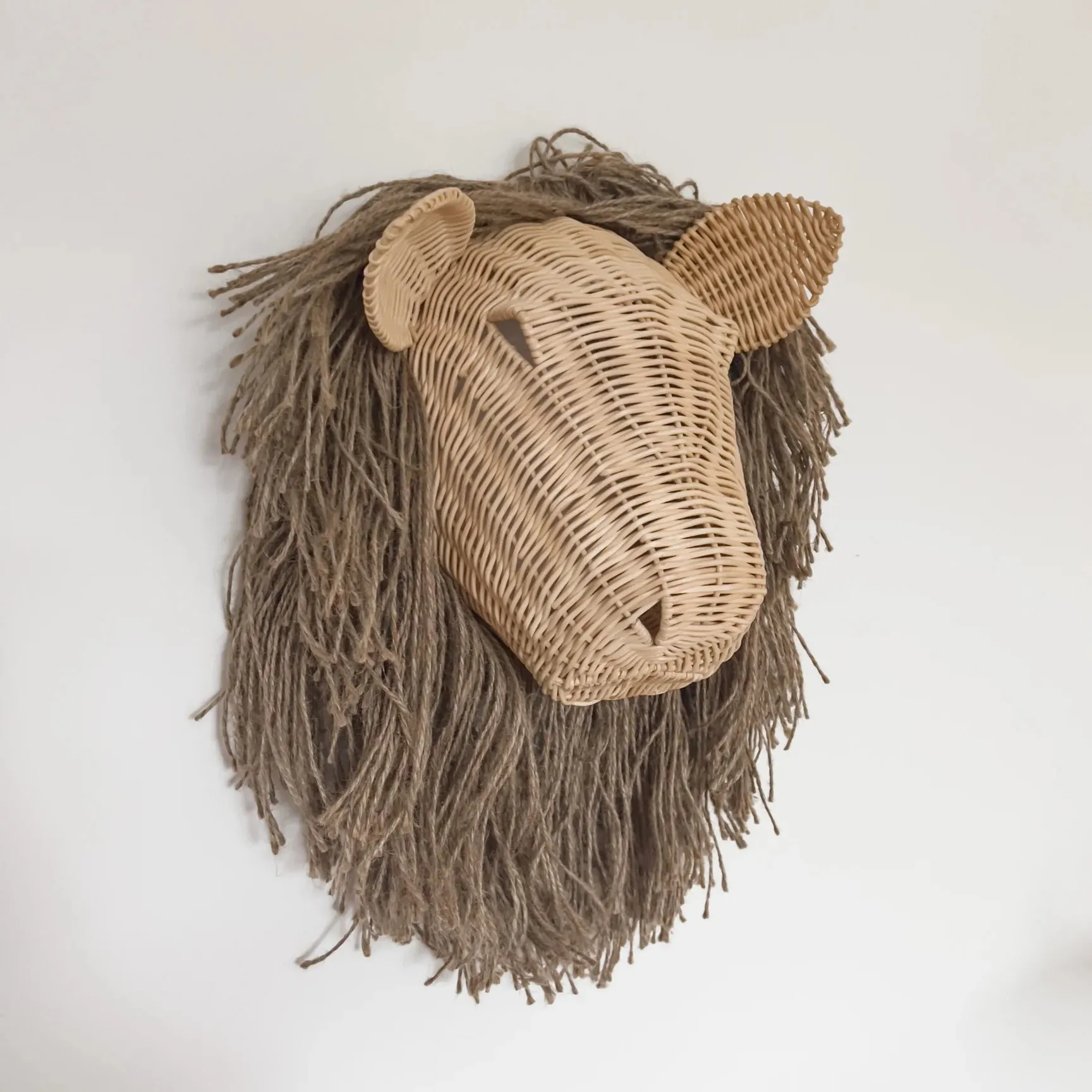 Best Choice Natural Woven Rattan Animal Lion Head Wall Hanging Decor ...