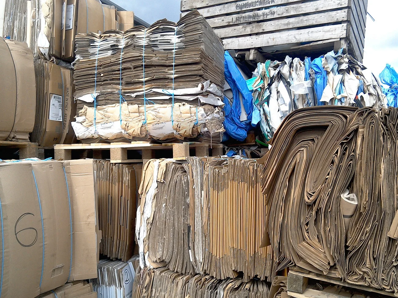 Alibaba.com: Old Corrugated Cardboard OCC Waste Paper Scrap ONP OINP ...
