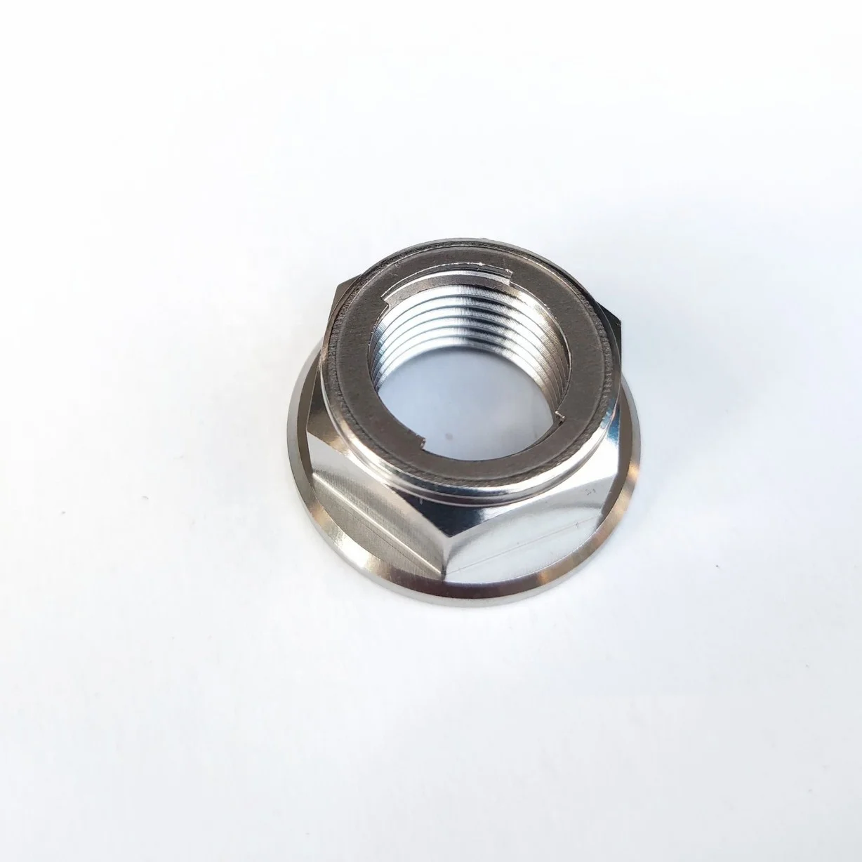 Titanium Hex Flange Head Metal Locking Nut M12 - Buy M12 Titanium ...