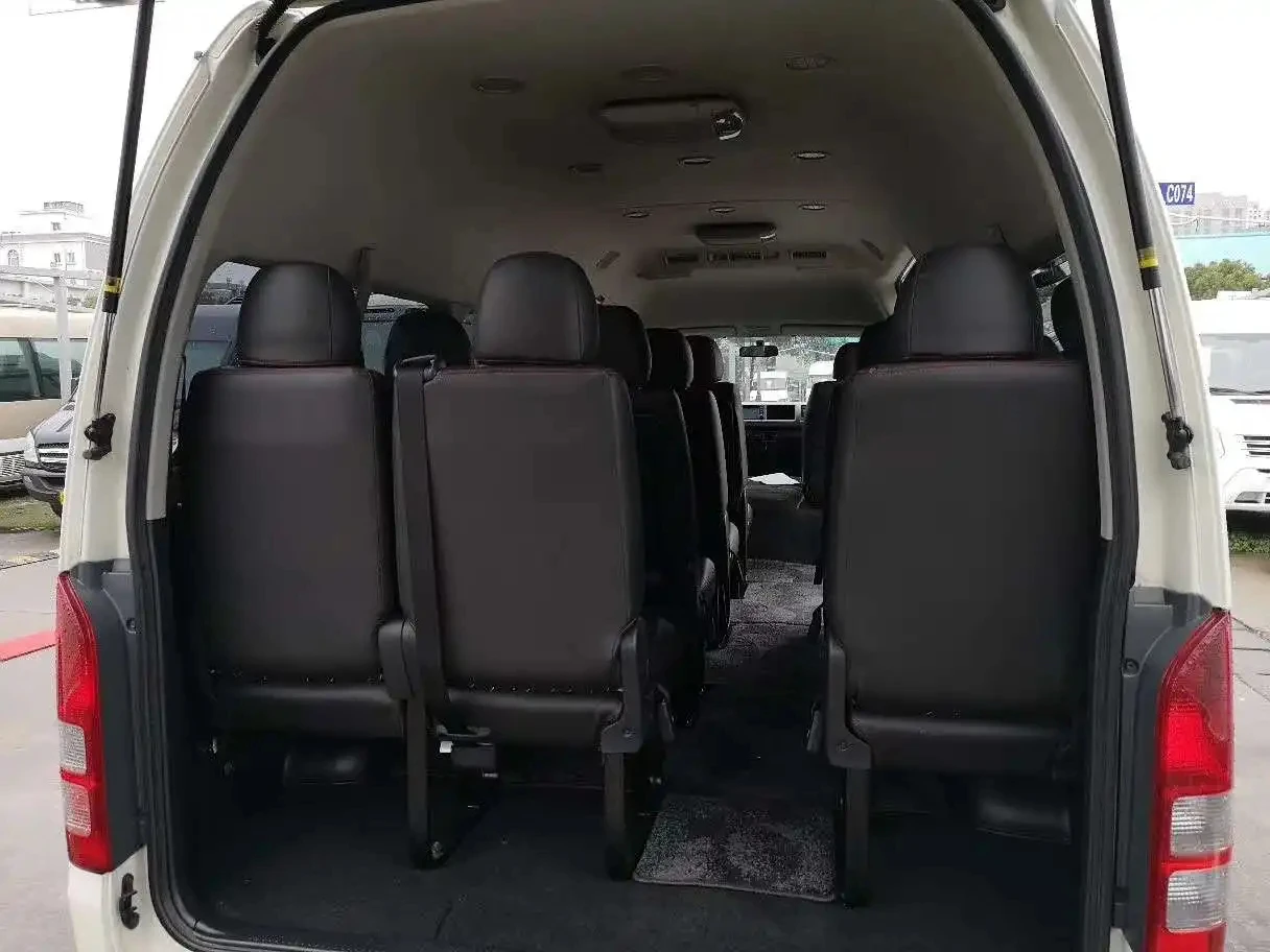 Promotion 2015 T0y0ta Hiace Mini Bus 16 Seater Used Buses Gasoline Mini ...