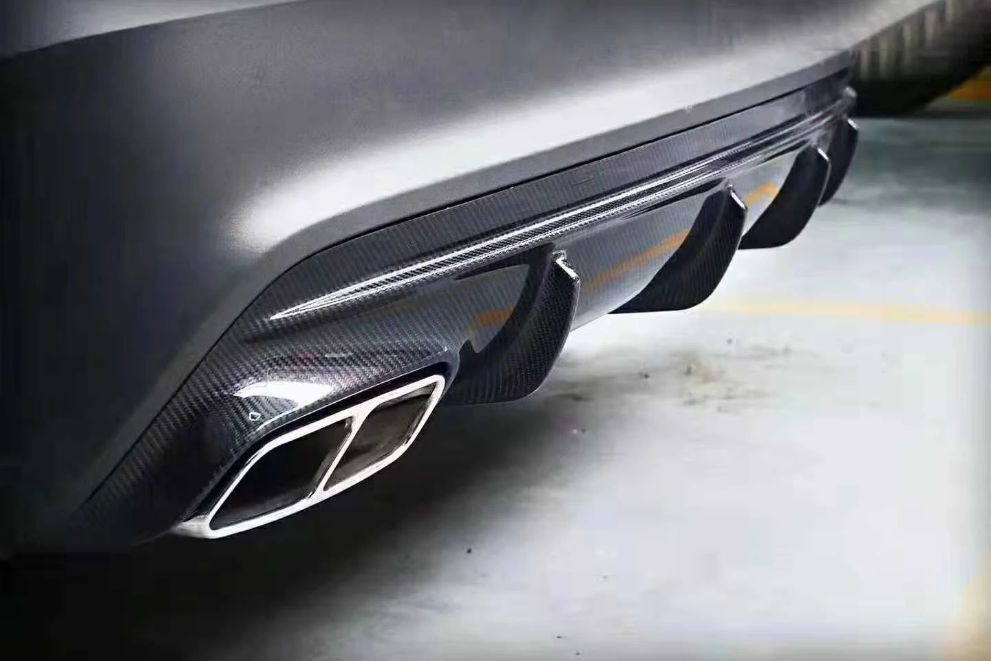 Carbon Fiber Rear Diffuser for Mercedes Benz W117 CLA 45 AMG