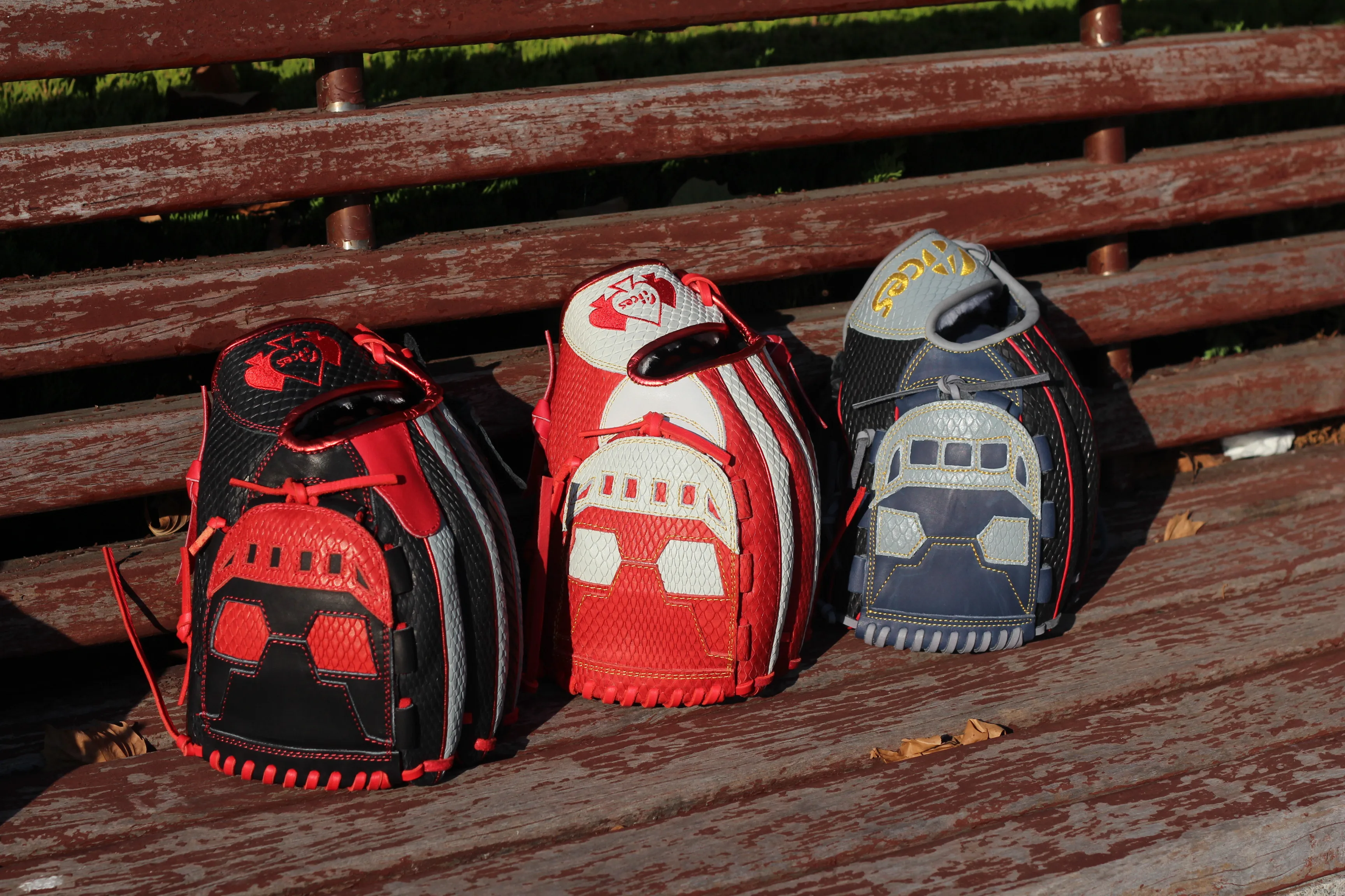 Custom Guante A2000 De Cuero - High Quality Baseball Gloves