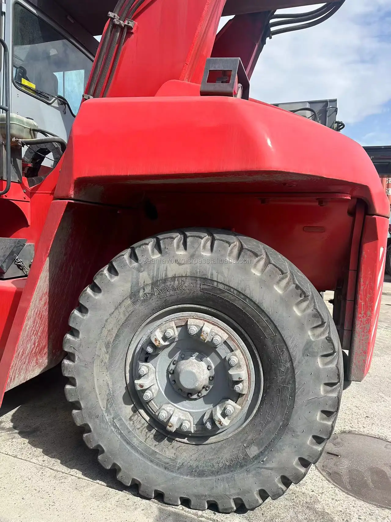 Kalmar DRF450 Reachstacker - 45 Ton Port Lifting Crane