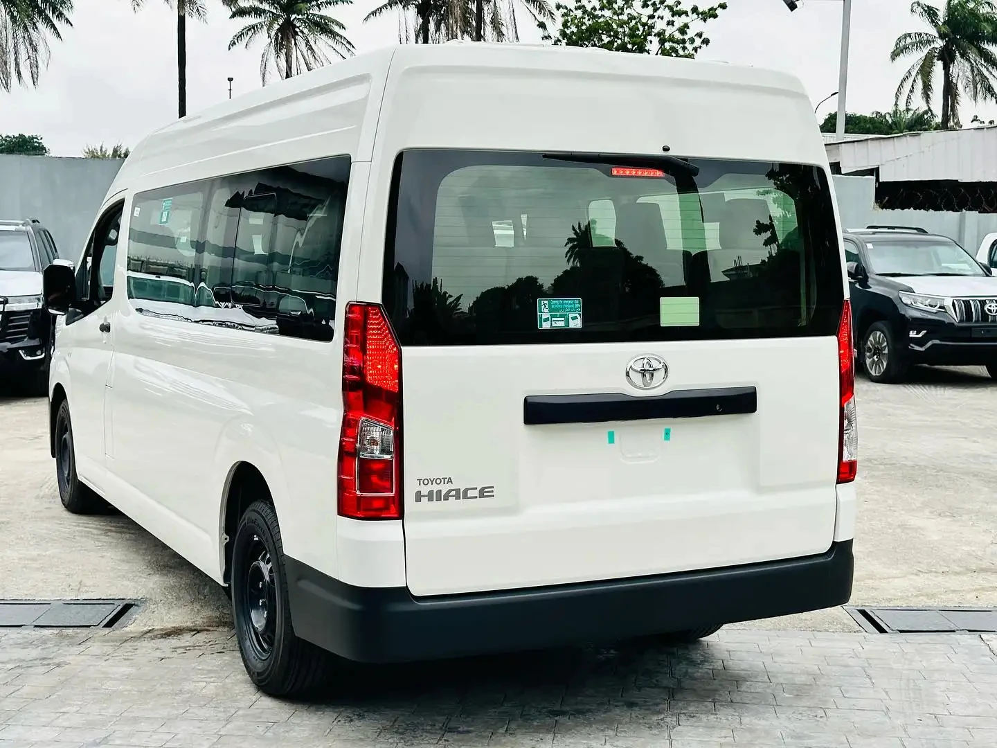 2022 Toyota Hiace 14 Commuter - Buy Second Hand Car For Sale All Model ...