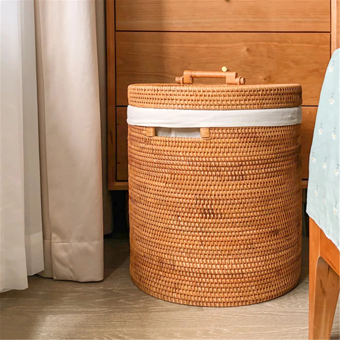 Eco-friendly Round Rattan Woven Storage Basket With Lid Clothes Storage ...