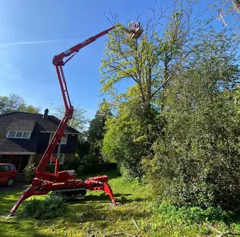 Lift 6m 8m 12m 14m 16m Cherry Picker 4x4 Truck Mounted Boom Lift Car ...