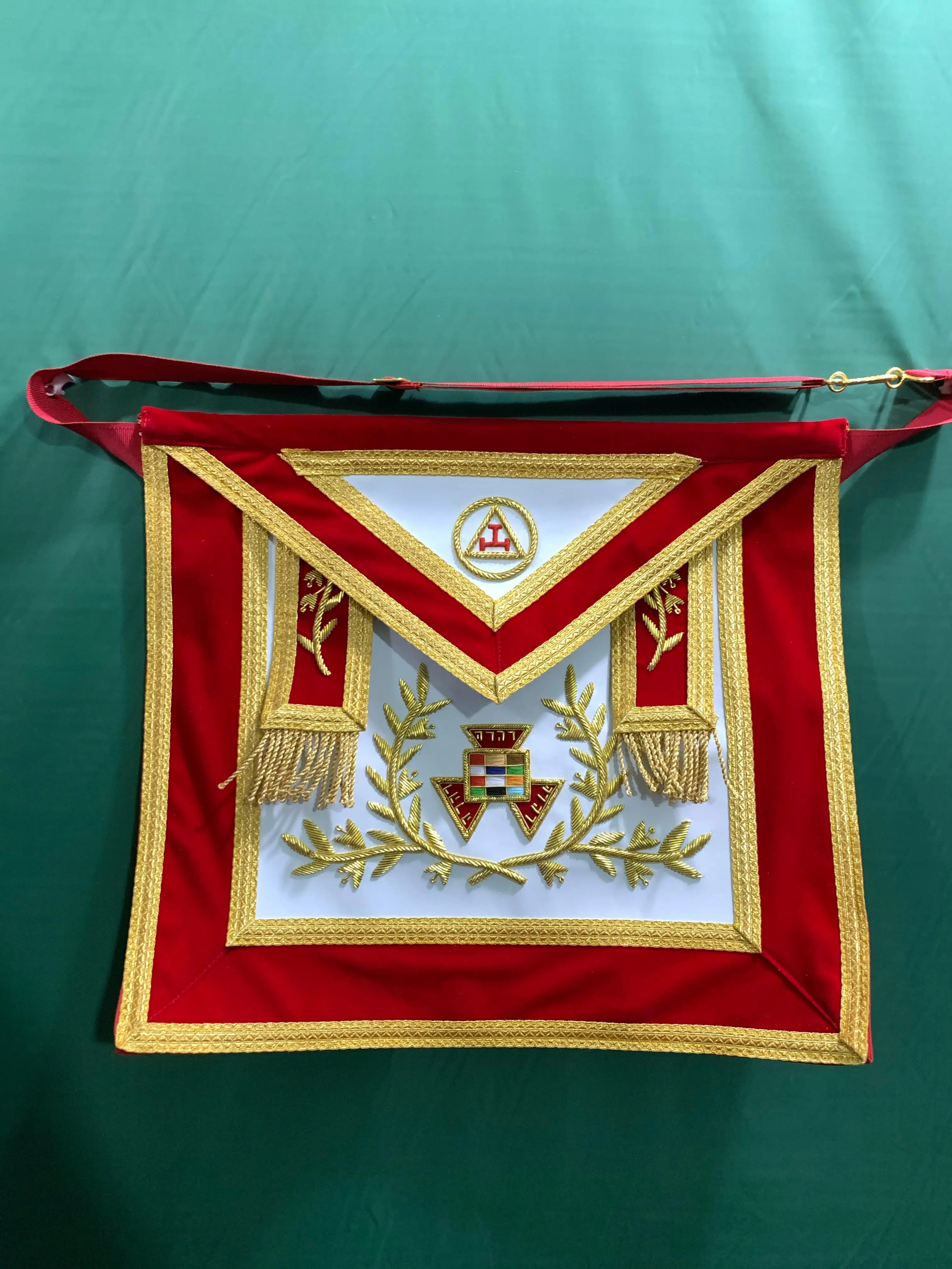 Masonic English Regalia Apron - Customized Badges & Fabric