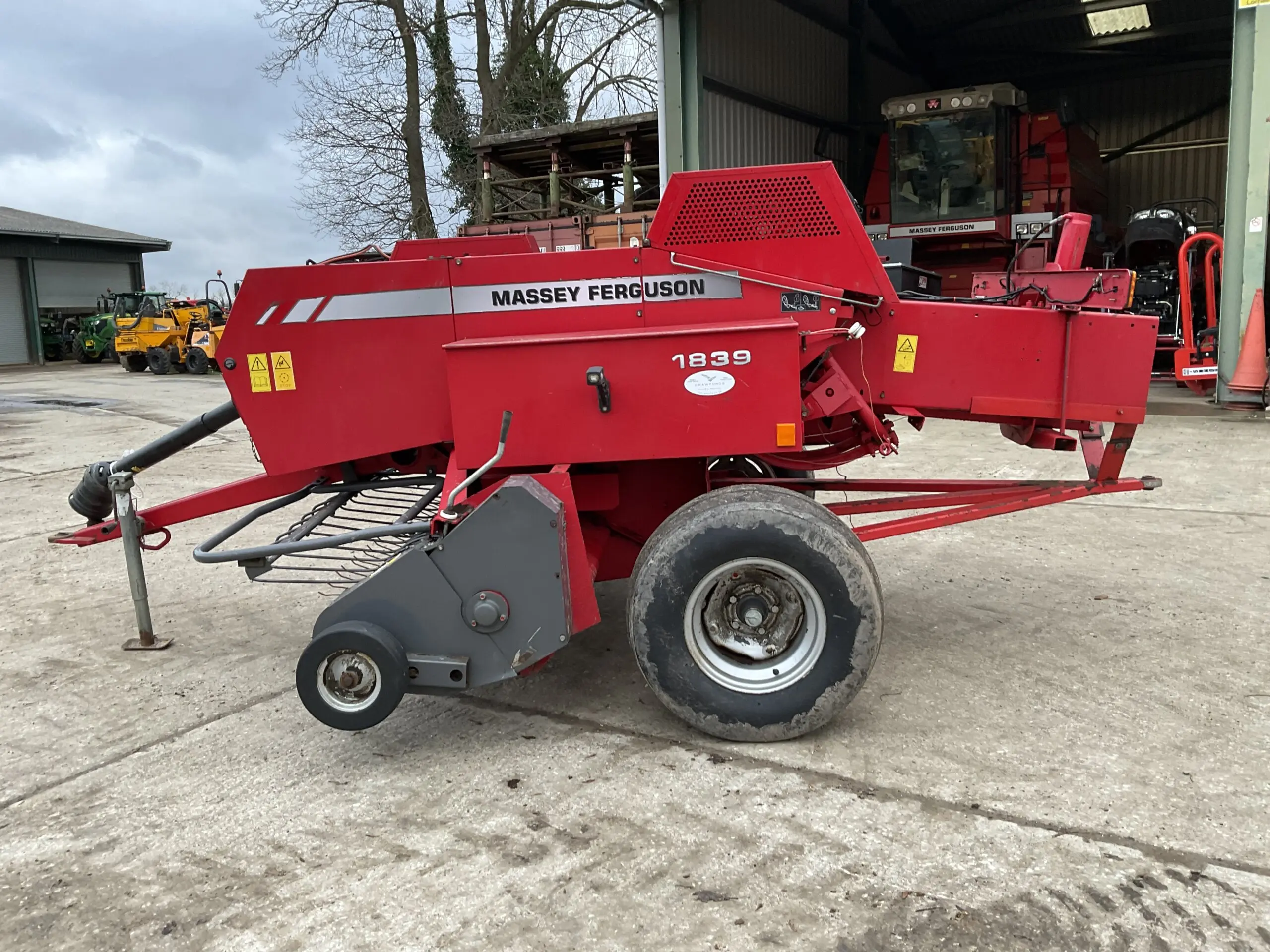 Used Baler Massey Ferguson 1839 Agricultural Machinery Used Farm Mini ...