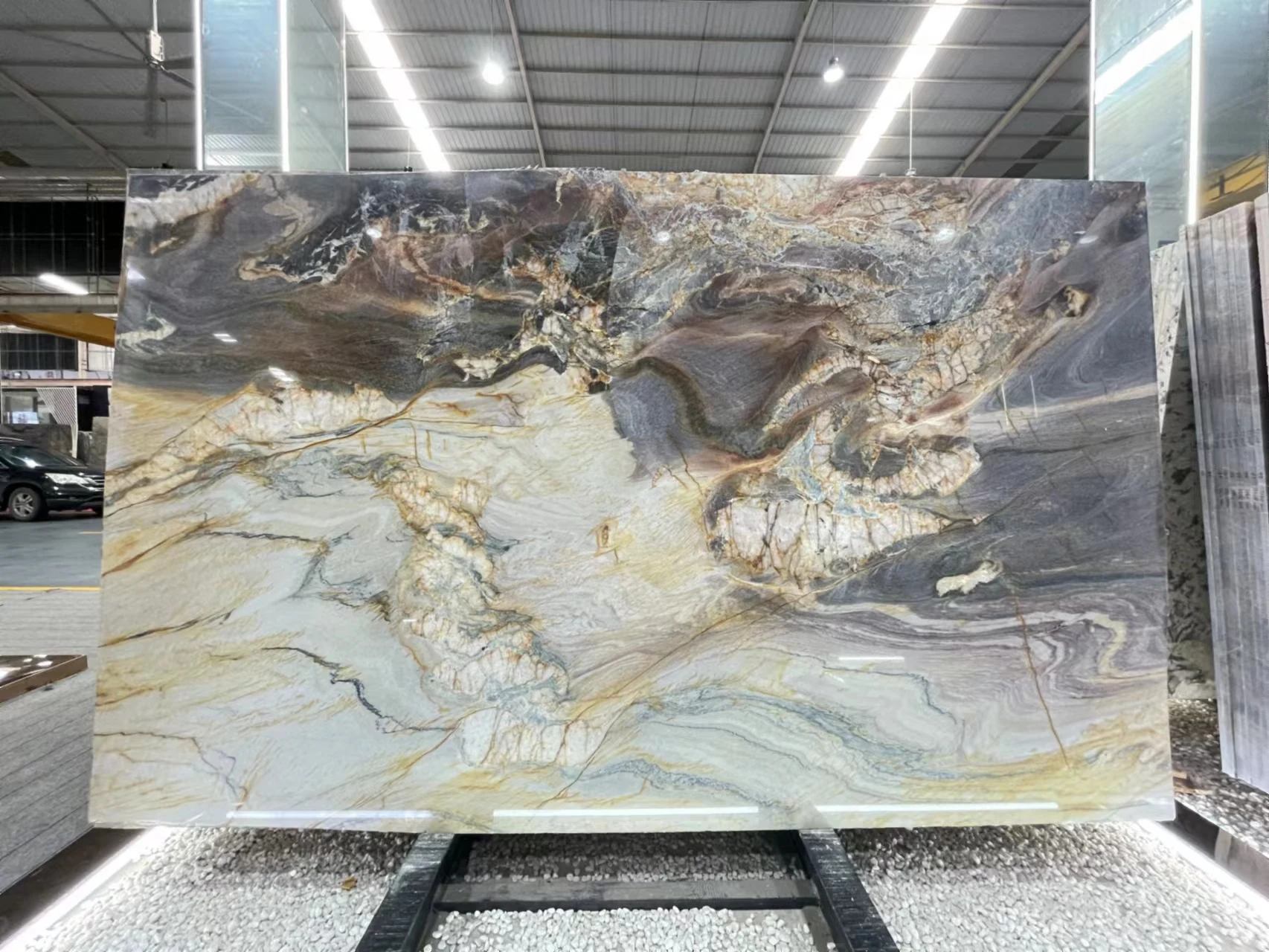 Luxurious Brazilian Purple Quartzite Slab for Wall Cladding