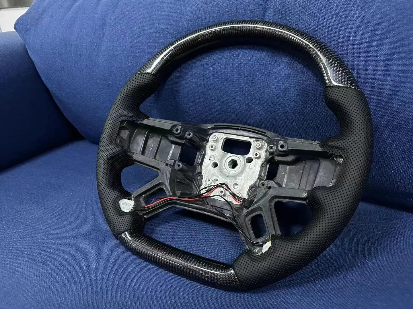 Suitable for 2020 New Defender L663 Body Parts Carbon Fiber Interior ...
