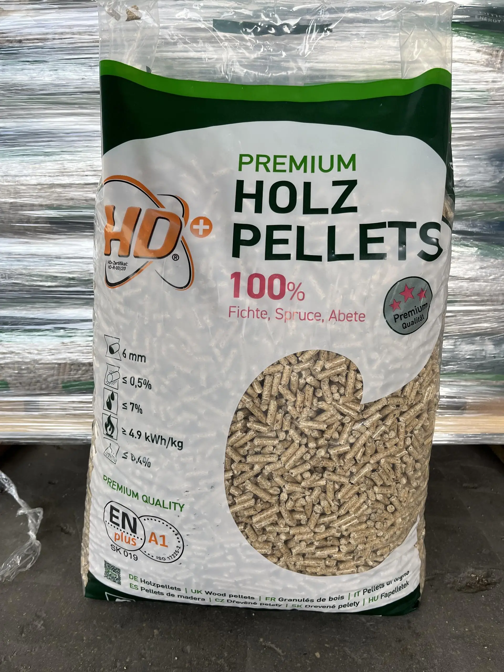 Premium Holz and Total Wood Pellets, 15 kg Each Bag| Alibaba.com