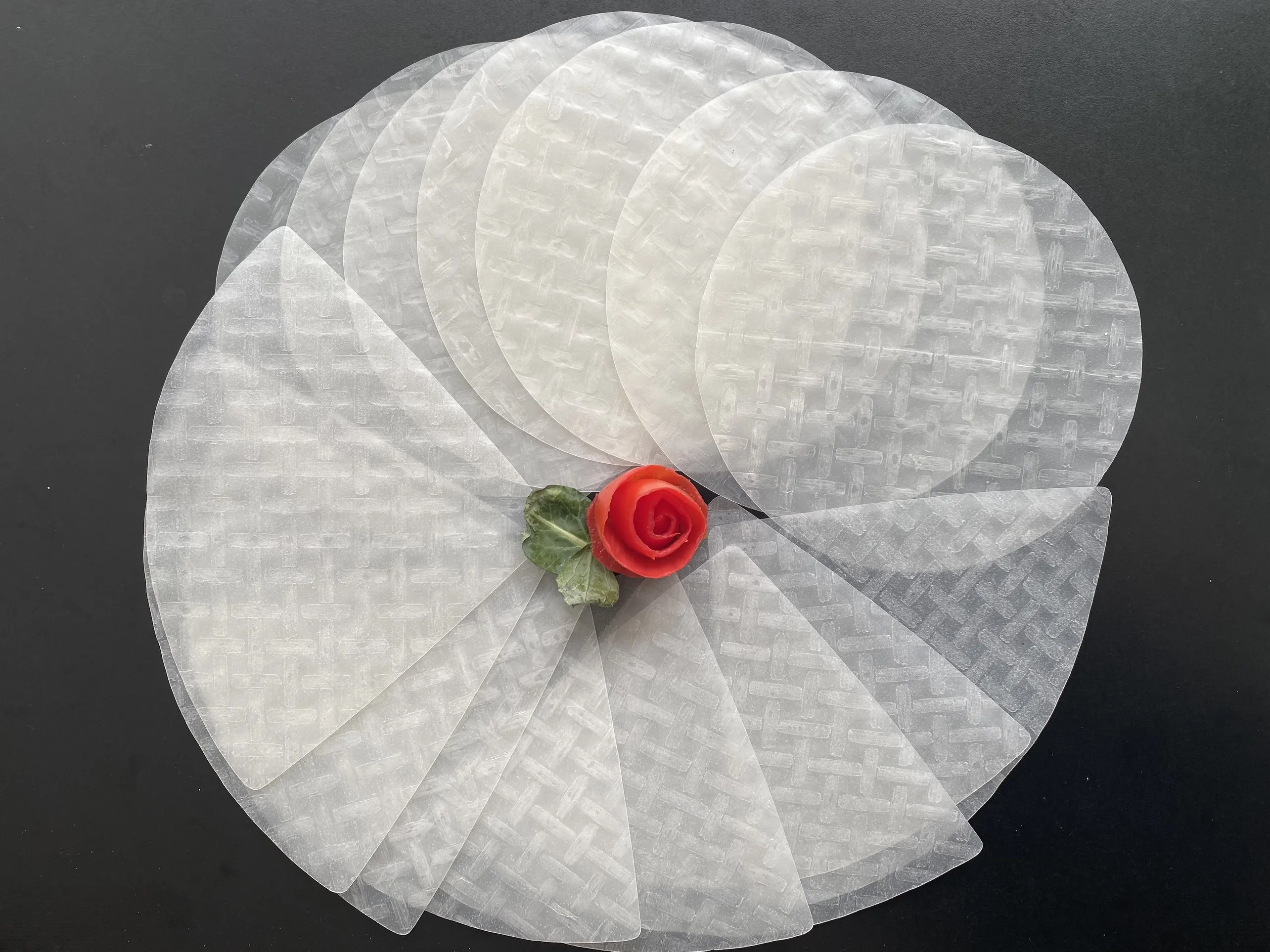 Vietnamese Square/ Round Rice Paper For Spring Rolls/ Asian Cusine ...
