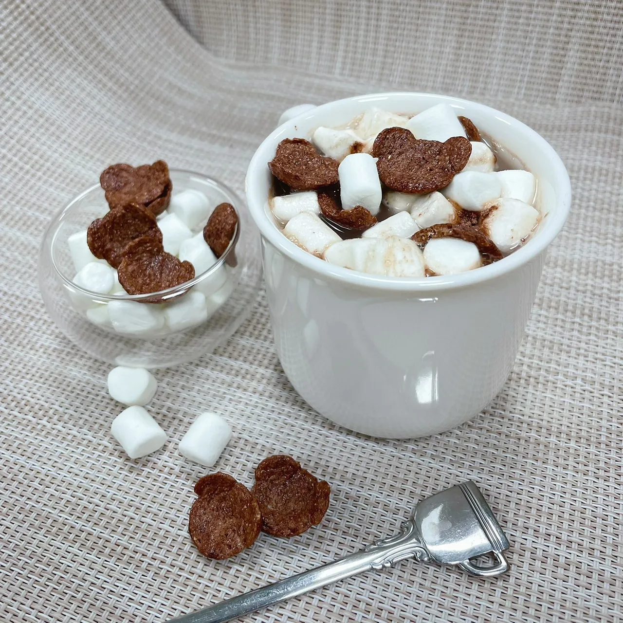 Instant Cocoa & Marshmallow Malt Powder Hot Drink - Buy Ready To Drink ...