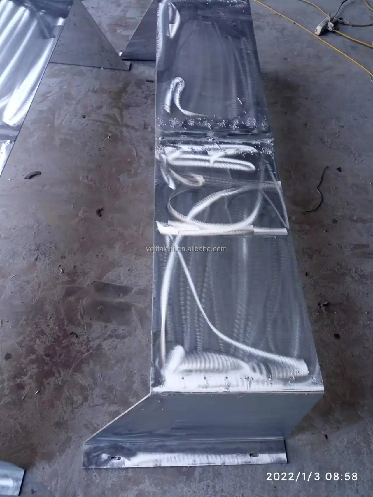 Street Light Pole High Mast Pole With Hot Garden Bench Bank With Wooden ...