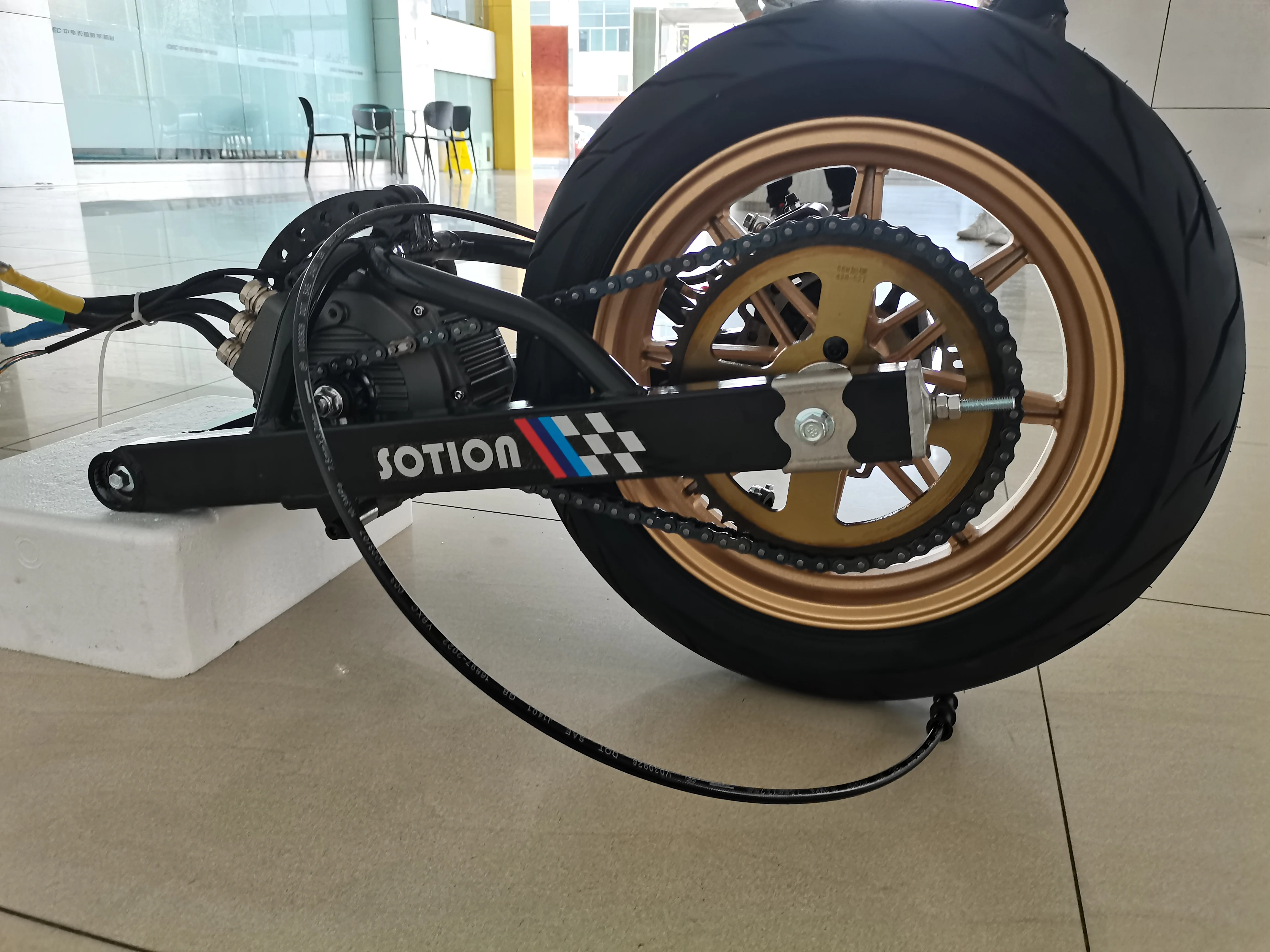 Aluminum Wheel Chain Street Version Kits 13kw Motor Swing Arm - Buy ...