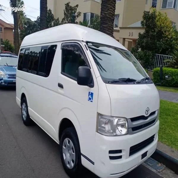 Used Hiace Price Buses Luxury Yutong of New Parts Toyota Bus Coach