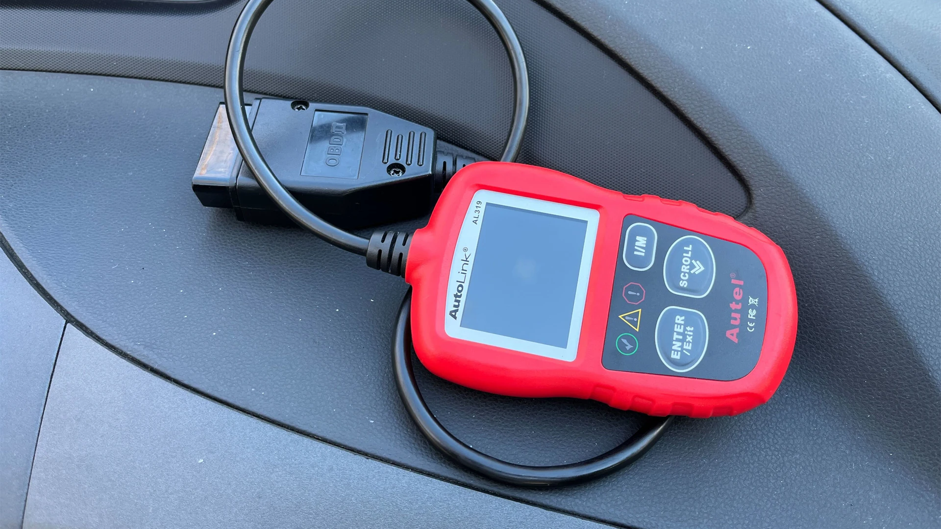 T200 Auto Scanner LCD OBD2 Engine Detector Code Reading Battery ...