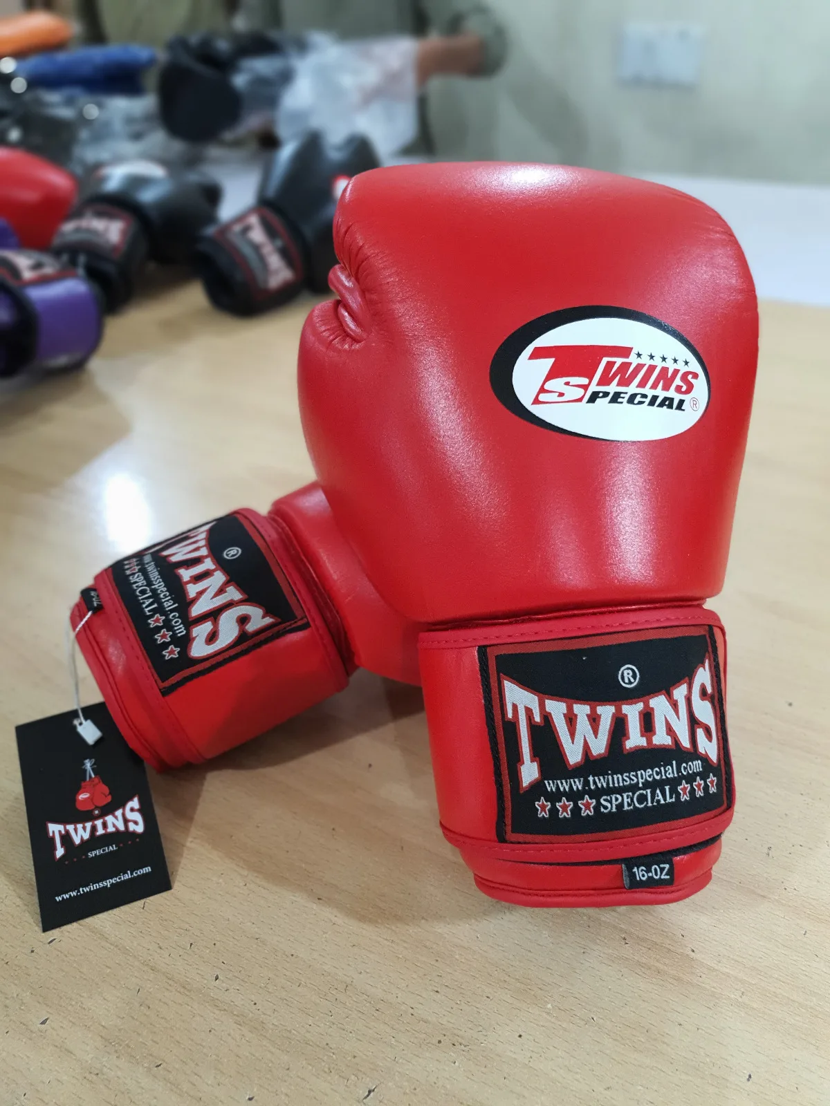 High Quality Twins Boxing Gloves - Professional Muaythai