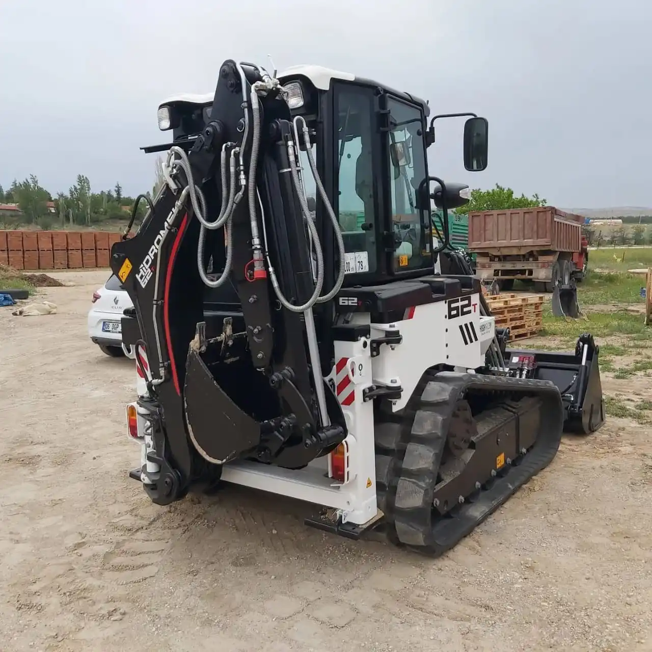 New Hidromek 62T Backhoe Loader Construction And Agriculture Machinery ...