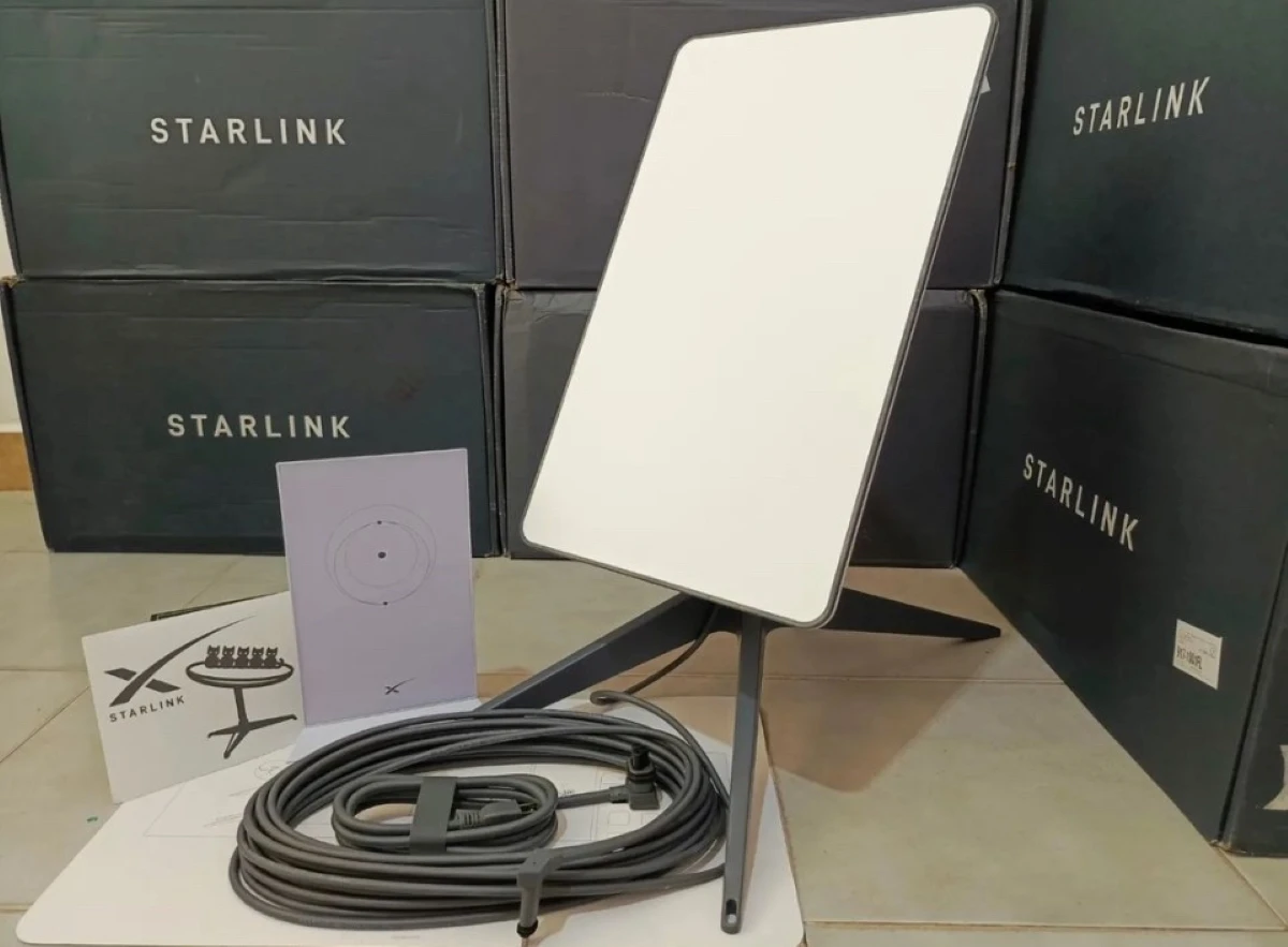 New Starlink Internet Satellite Dish Kit V2 Rvs Version (roam) Starlink ...