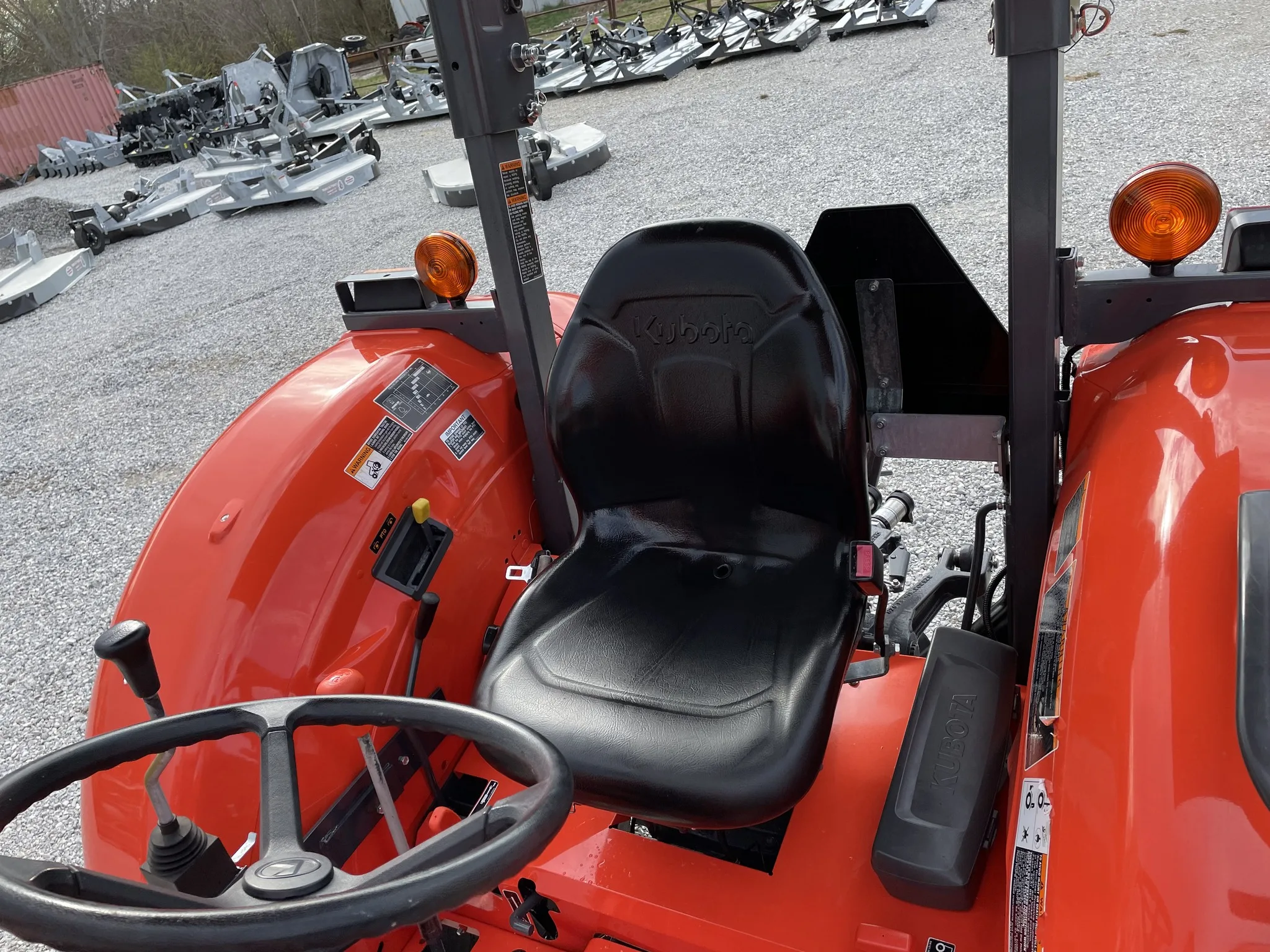 KUBOTA 4WD 2WD FARM TRACTOR L4018 - Efficient & Reliable