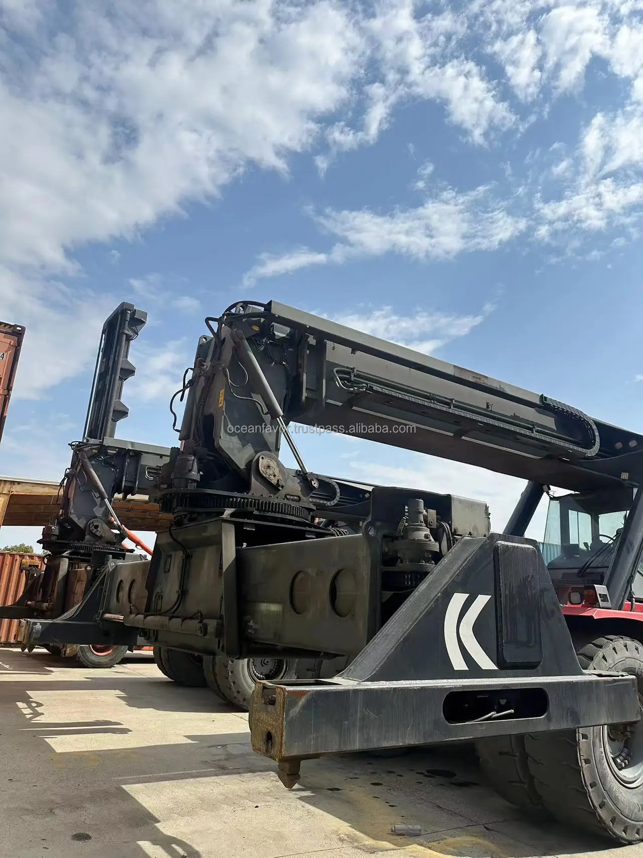 Kalmar DRF450 Reachstacker - 45 Ton Port Lifting Crane