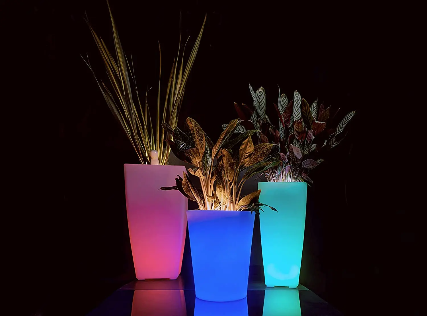 Glowing Light up Outdoor LED Illuminated Flower Plant Pots