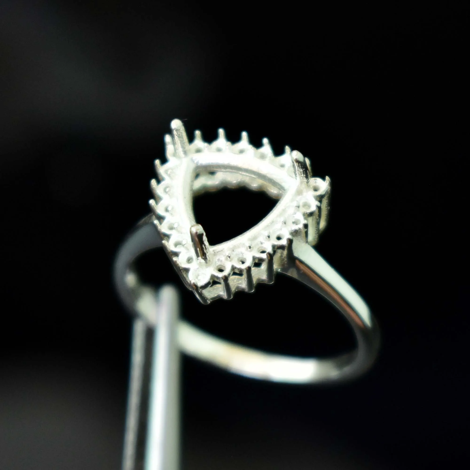High Quality Solid 925 Sterling Silver Halo Designer 8mm Round Cut ...